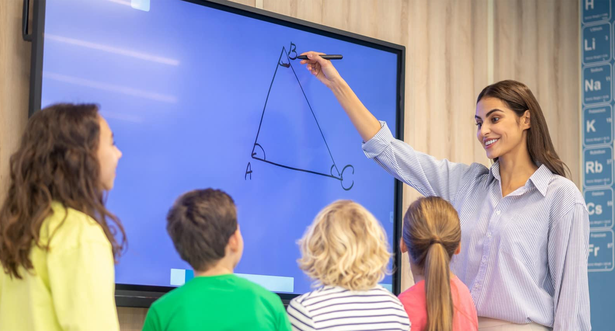 Edushift - 4K Interactive Flat Panels for Enhanced Learning
